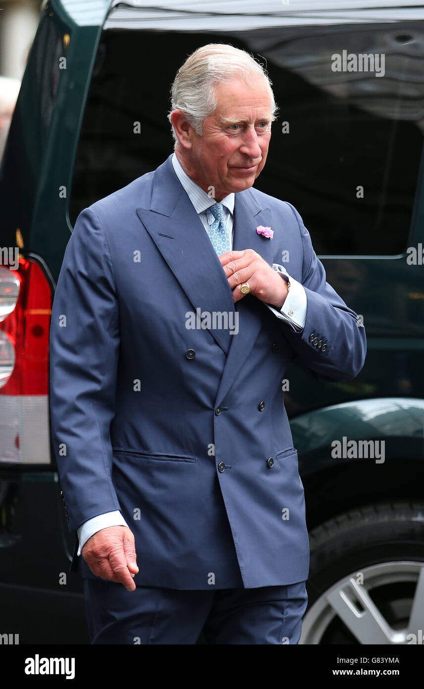 The Duke of Rothesay arrives by royal train at Waverley Station ...