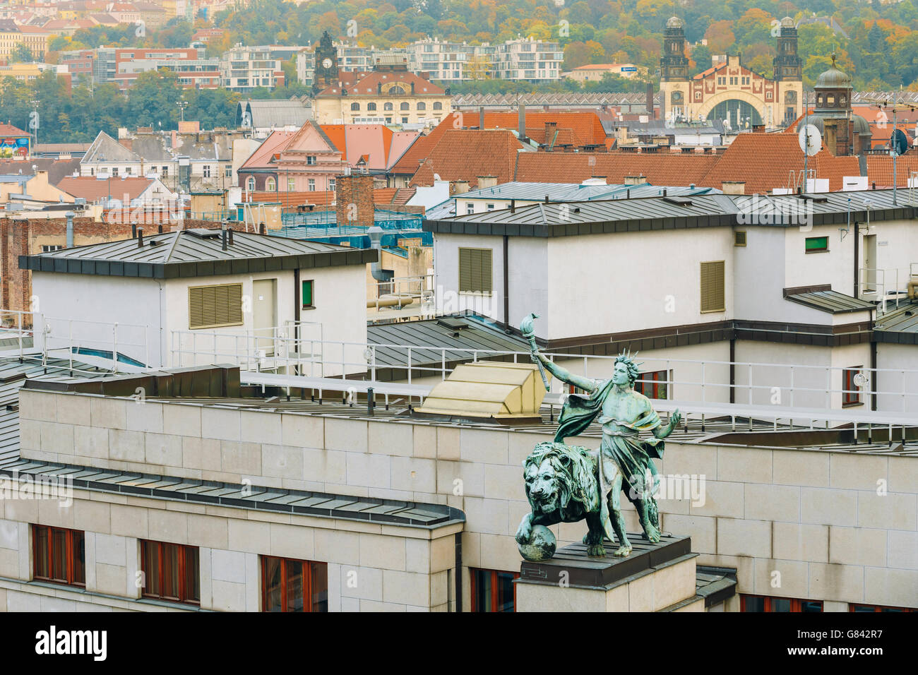 Statue on roof of entrance to the bank Czech National Bank (Ceska ...