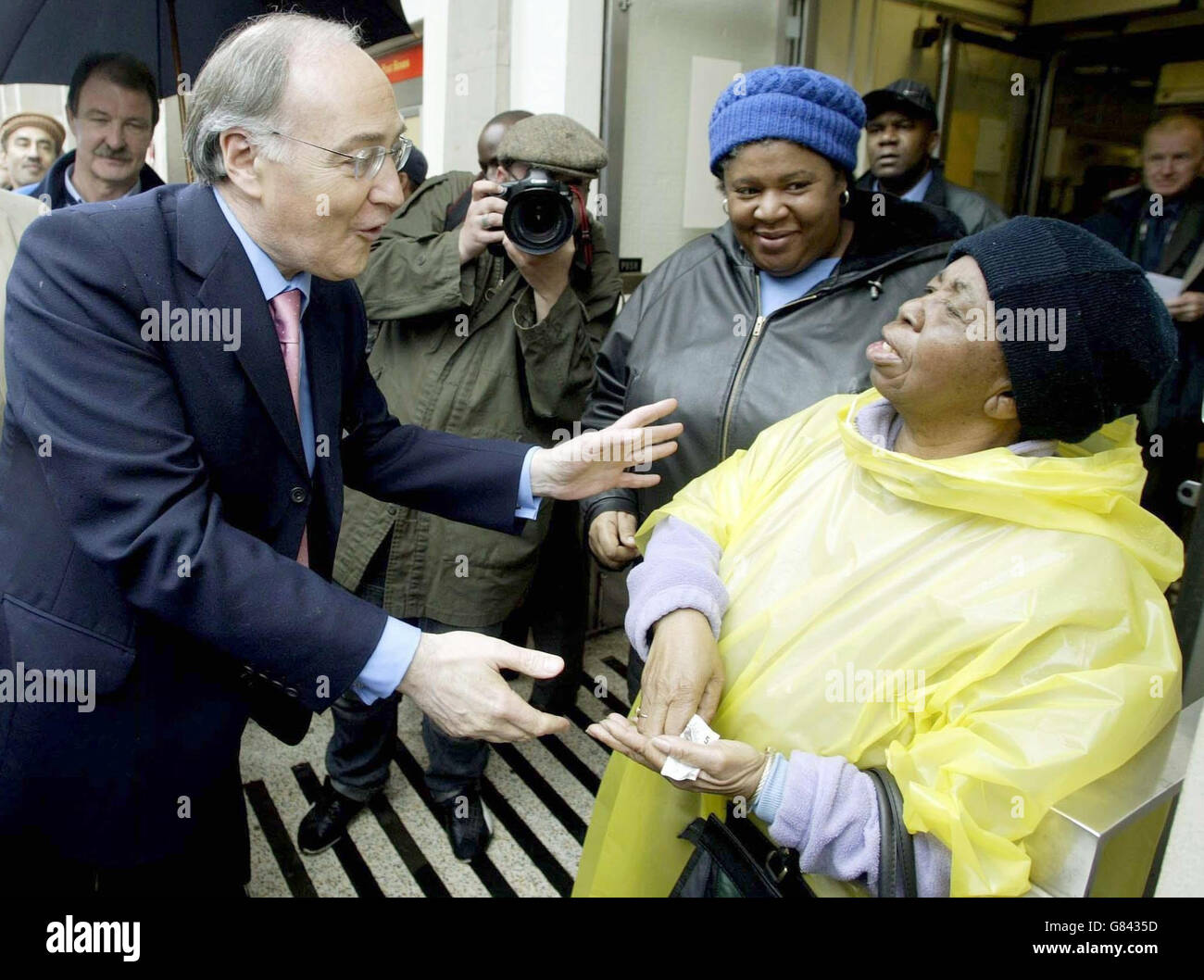 Conservative leader Mr Michael Howard on a tour in Croydon Stock Photo ...