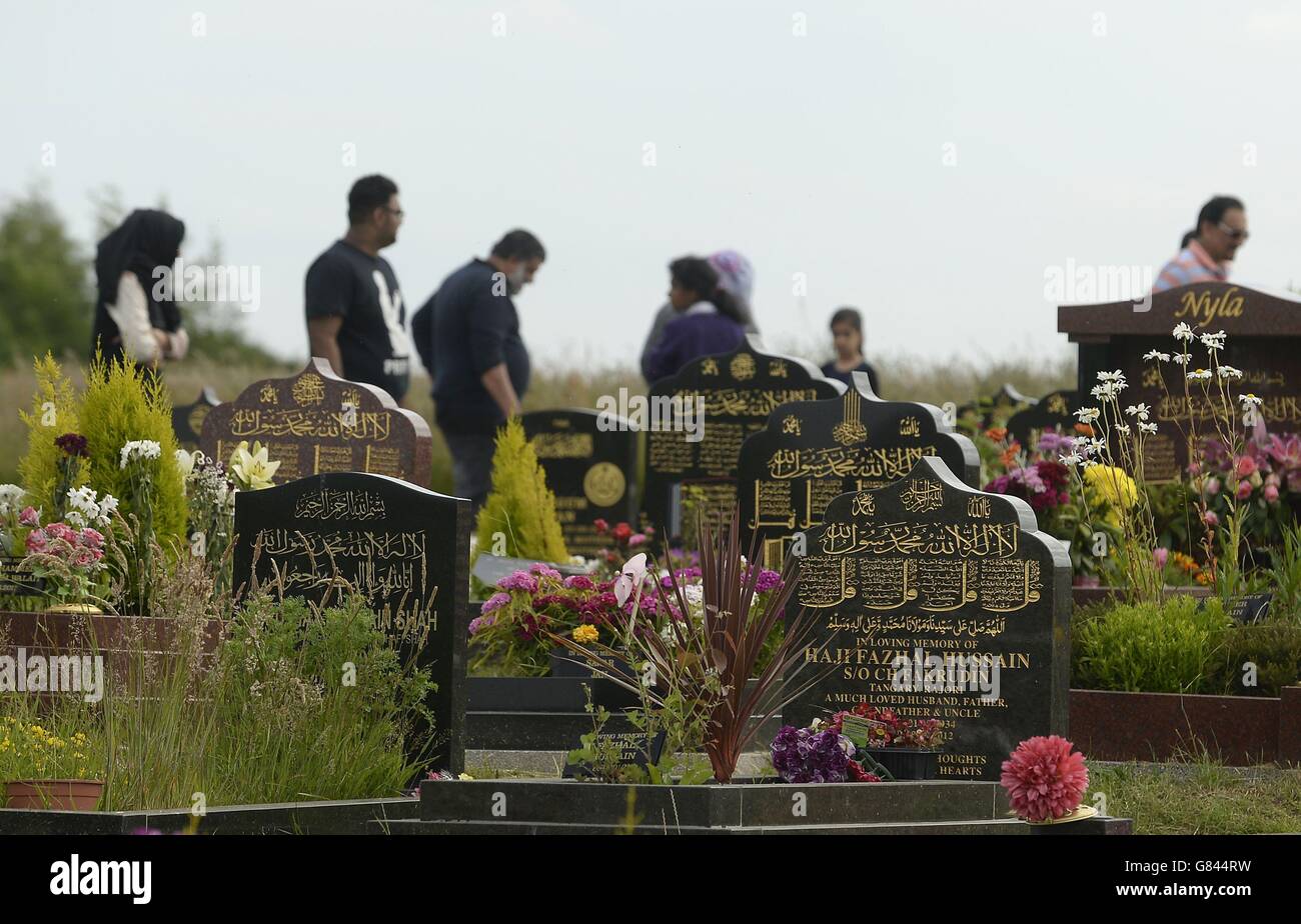 People pay their respects at High Wood Cemetery in Bulwell, Nottingham ...