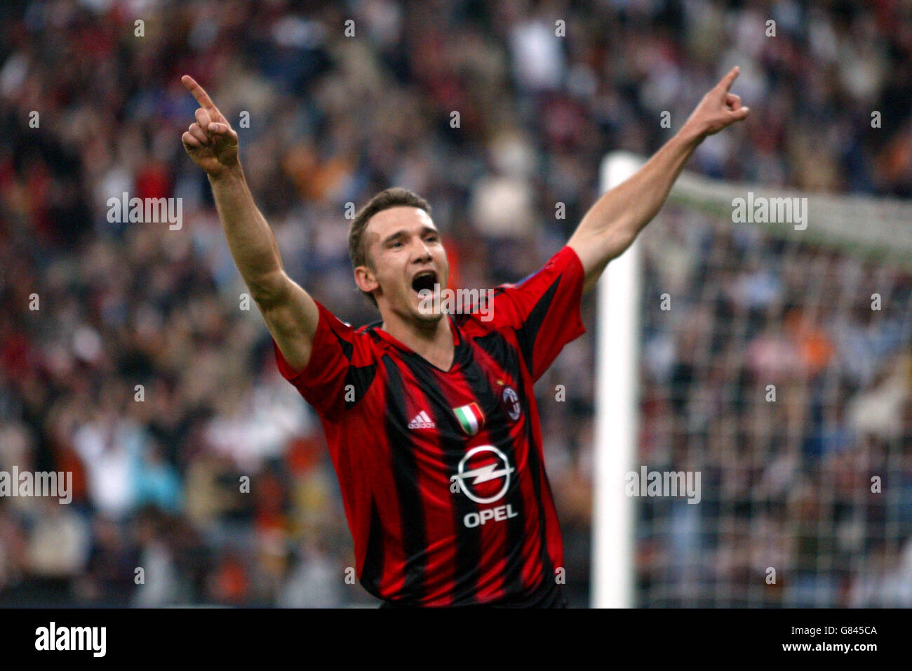 Ac milans andriy shevchenko celebrates scoring the first goal hi-res ...