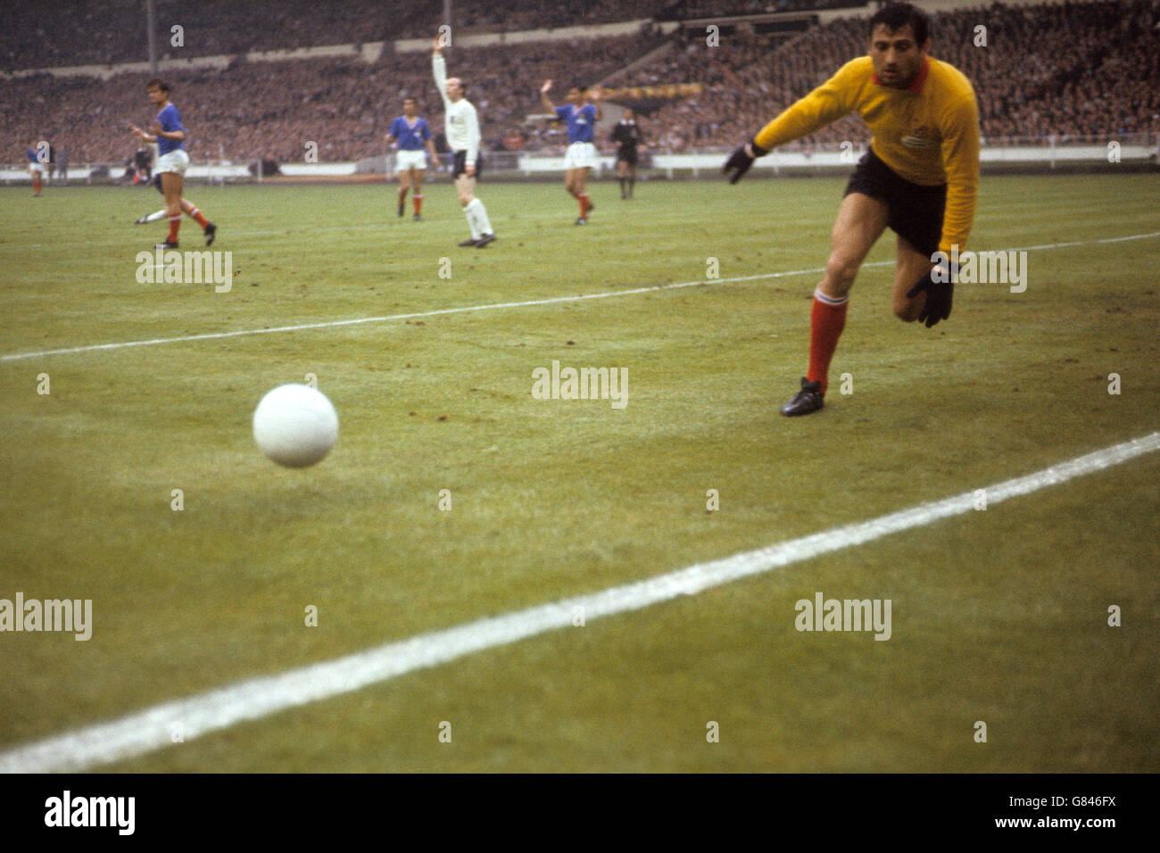 Soccer - FIFA World Cup England 1966 - Group One - England v France ...