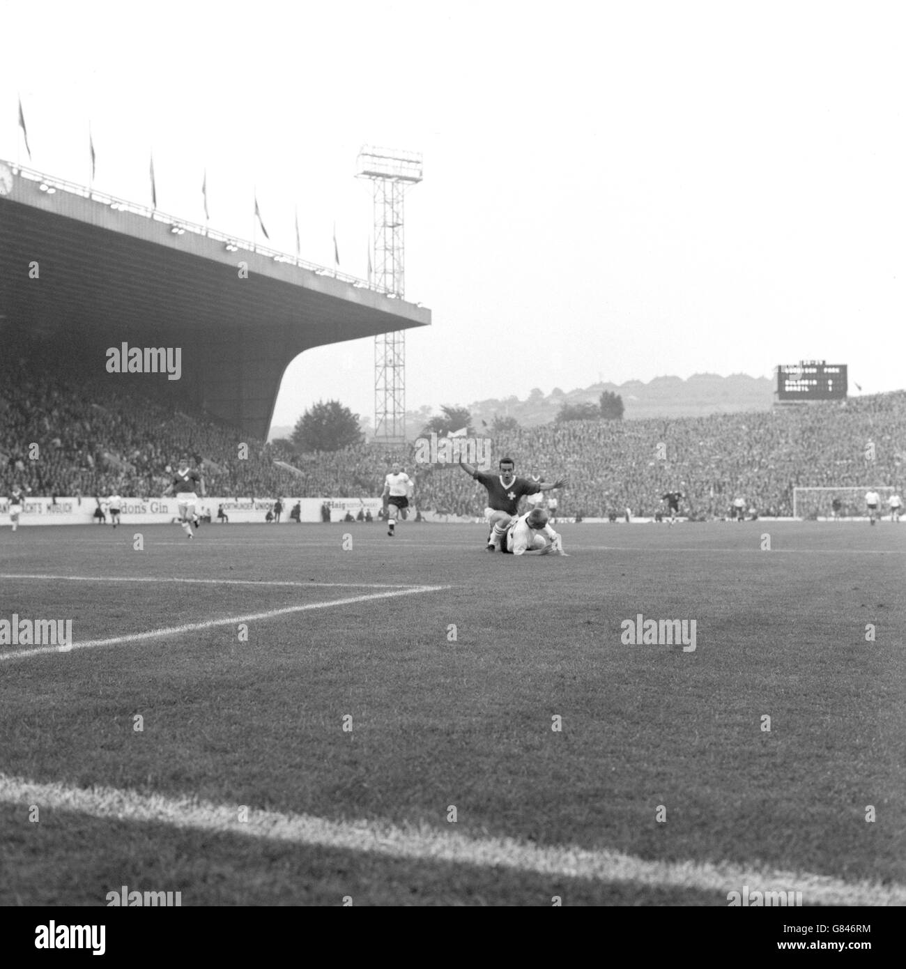 Soccer - FIFA World Cup England 1966 - Group 2 - West Germany v ...