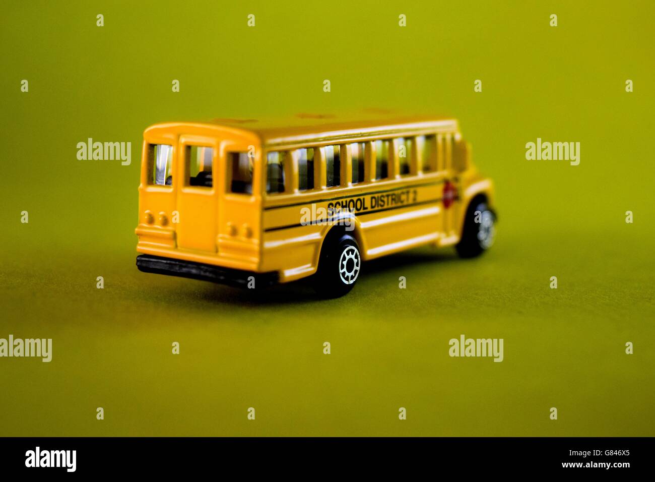 Red and white school bus hi-res stock photography and images - Alamy