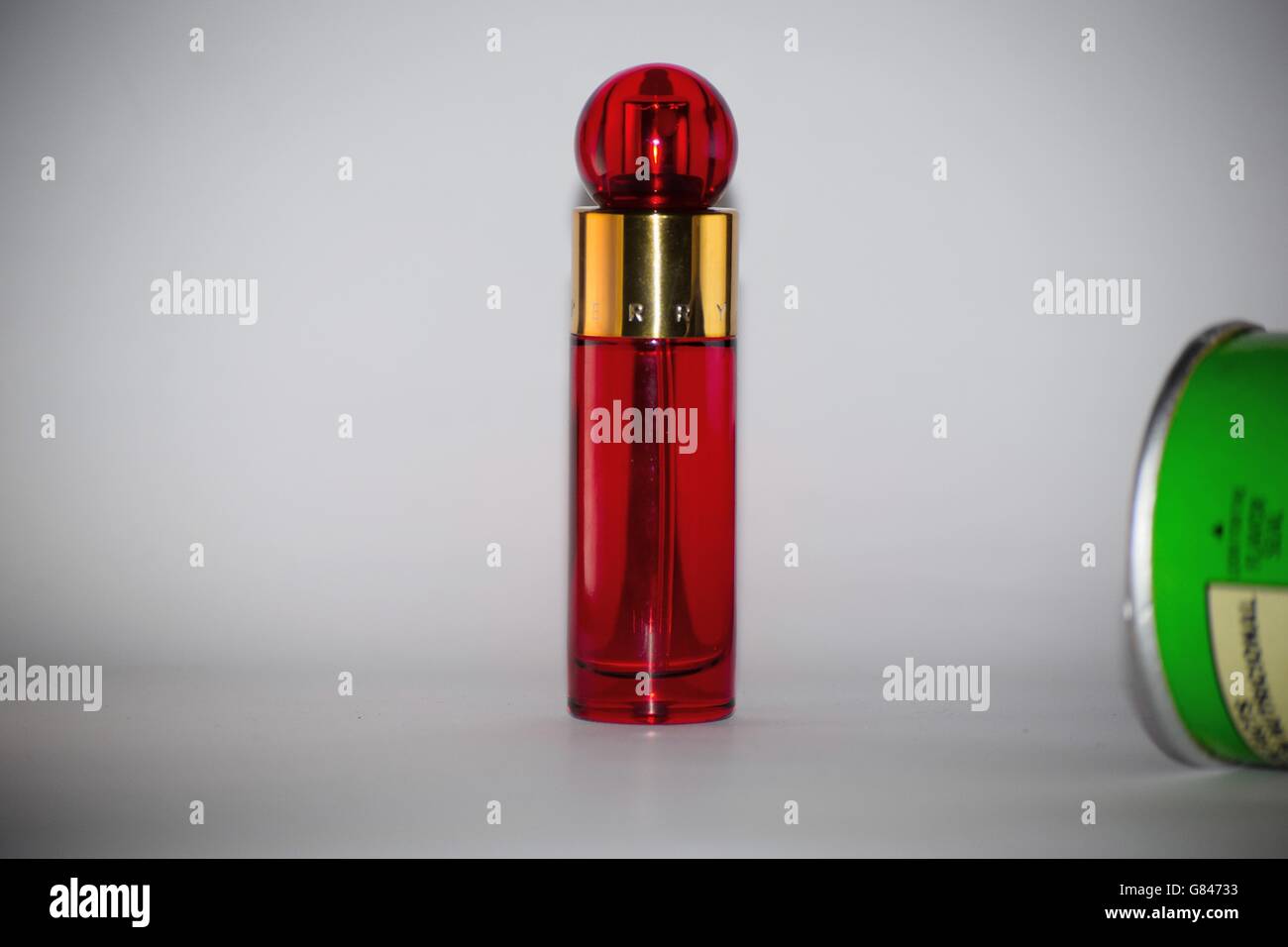 Perfume, Perfume Atomizer, Bottle, Scented, No People, Red, Spray ...