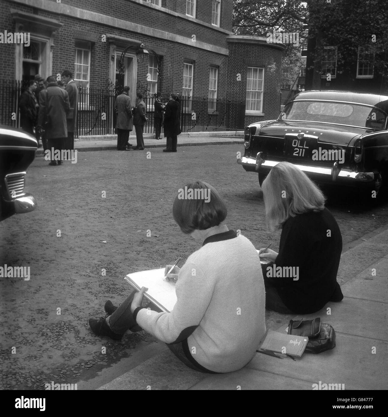 Home scene street art Black and White Stock Photos & Images - Alamy