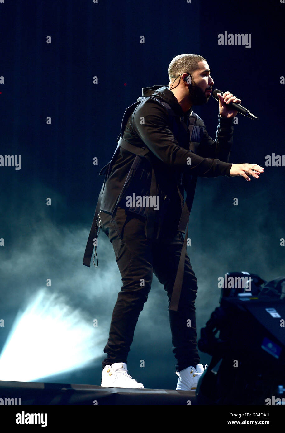 Drake performing wireless festivall in finsbury park hi-res stock ...