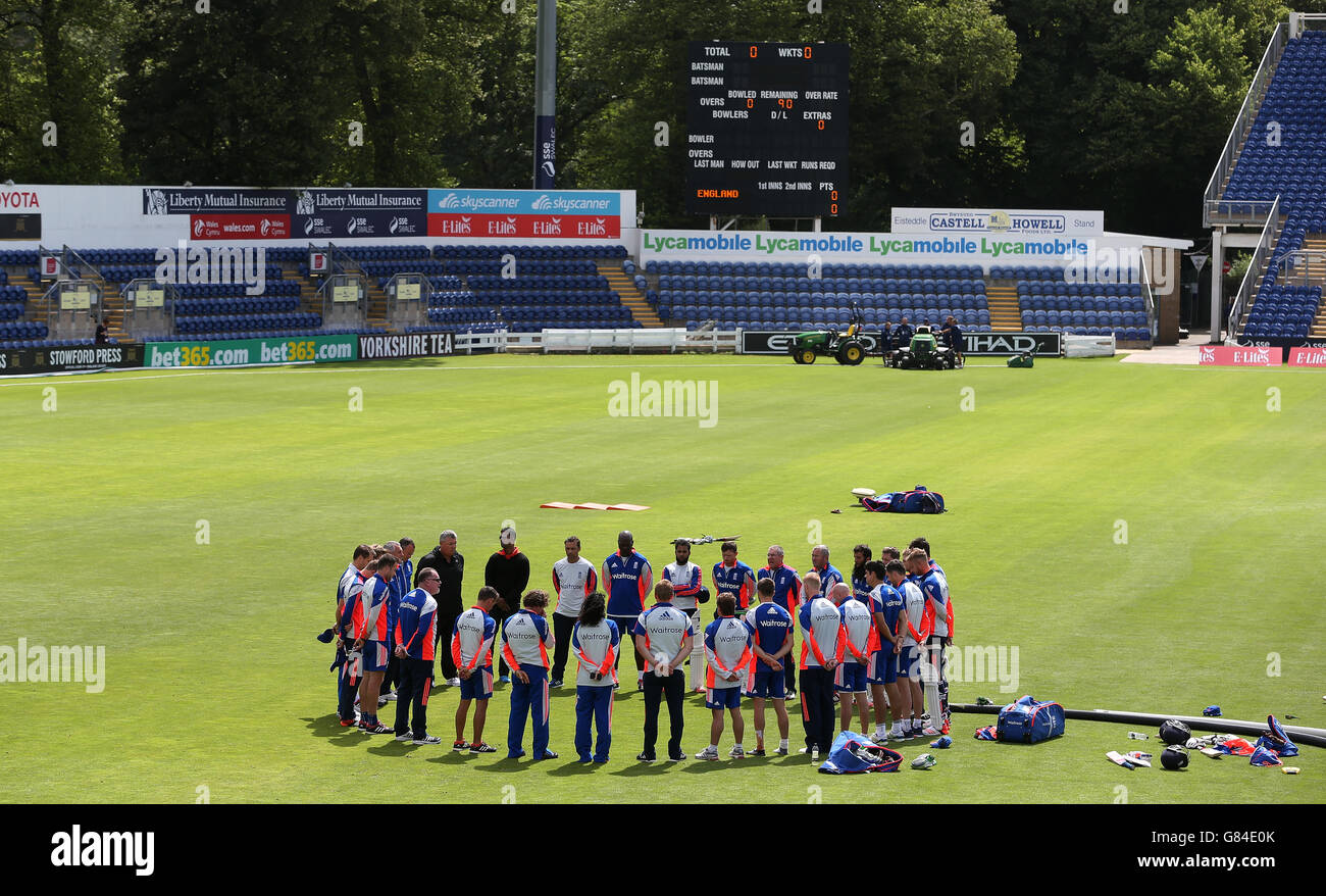England players observe a minutes silence at the SWALEC Stadium in ...