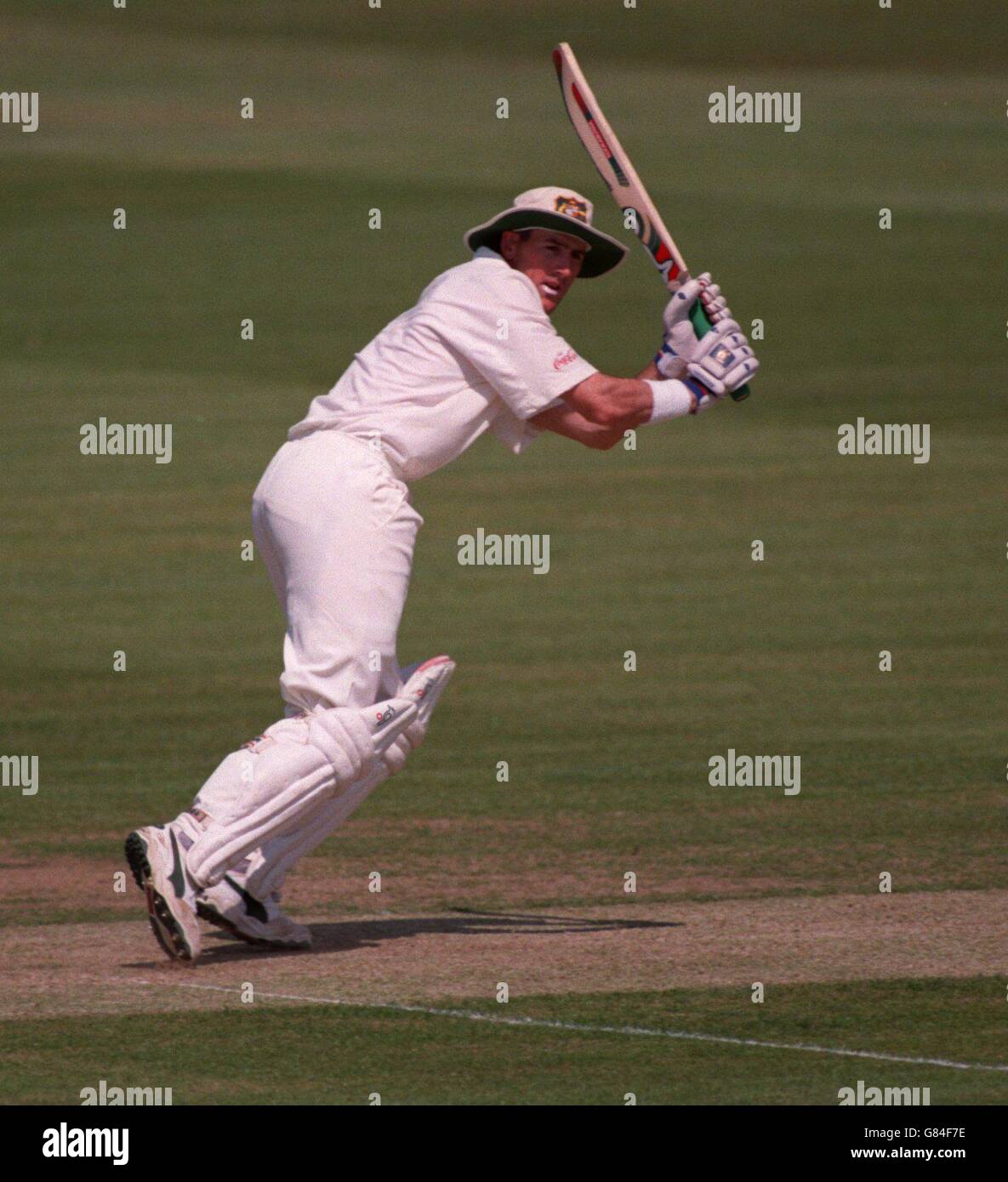 Cricket matthew elliot hi-res stock photography and images - Alamy