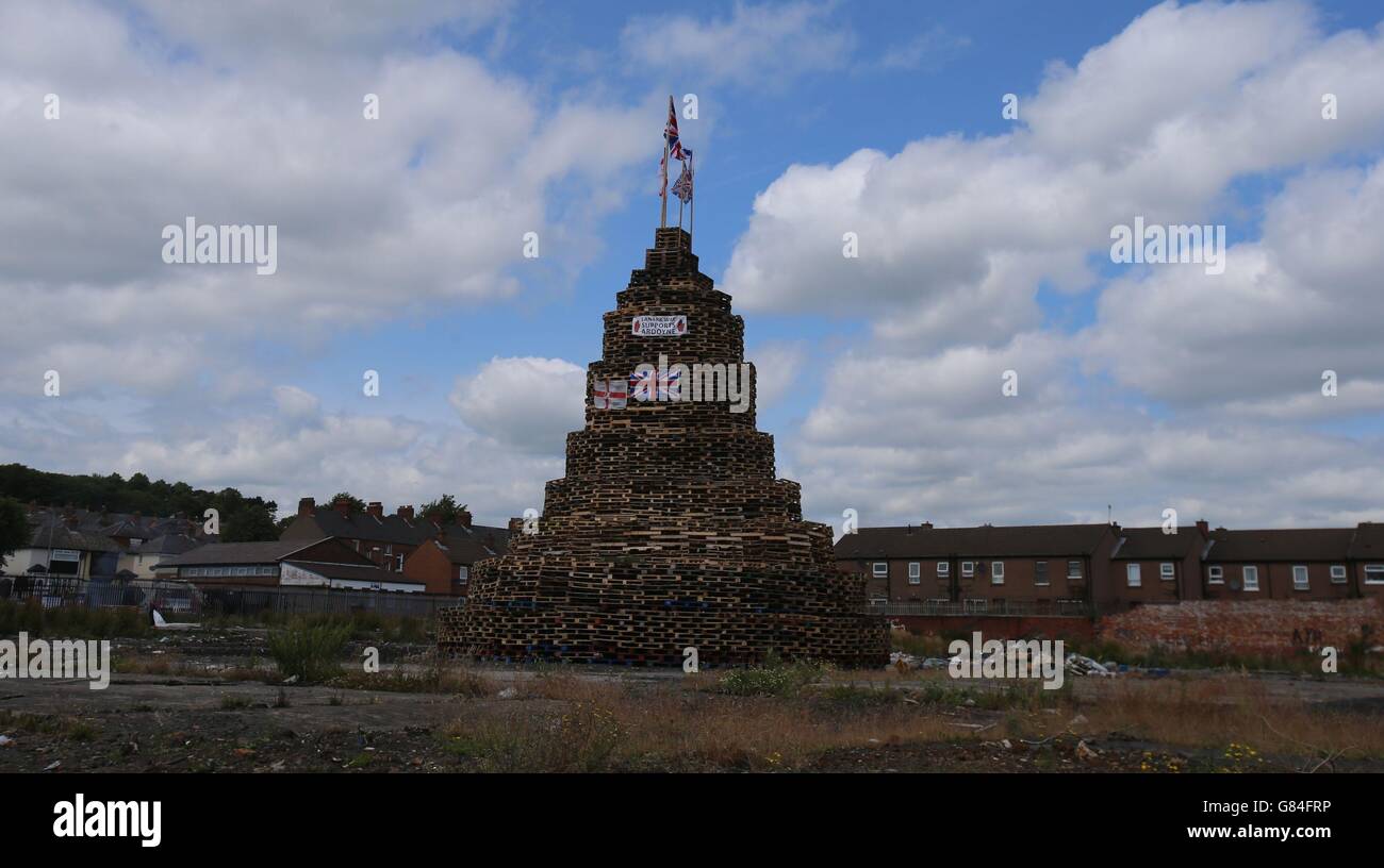 Twelfth of July celebrations - Belfast Stock Photo - Alamy