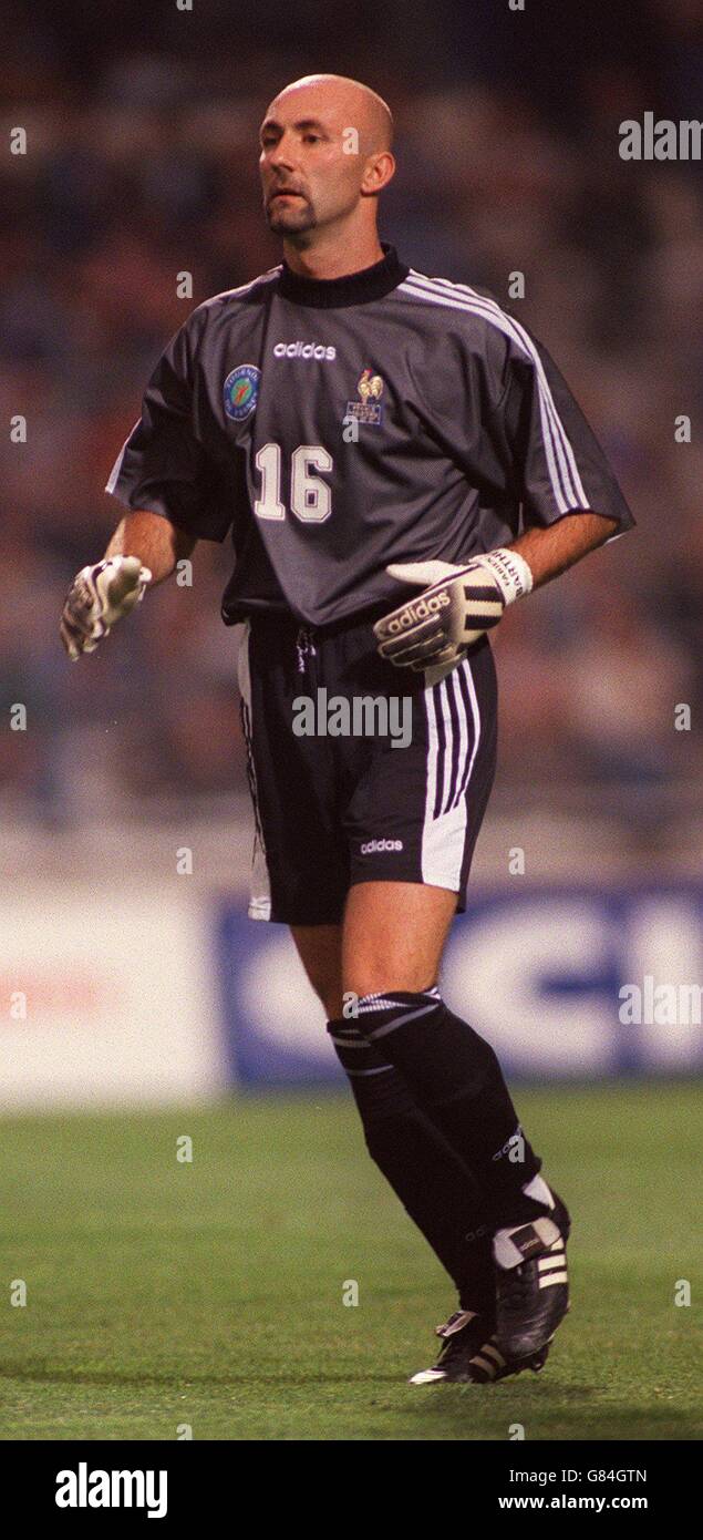 Fabien barthez france hi-res stock photography and images - Alamy
