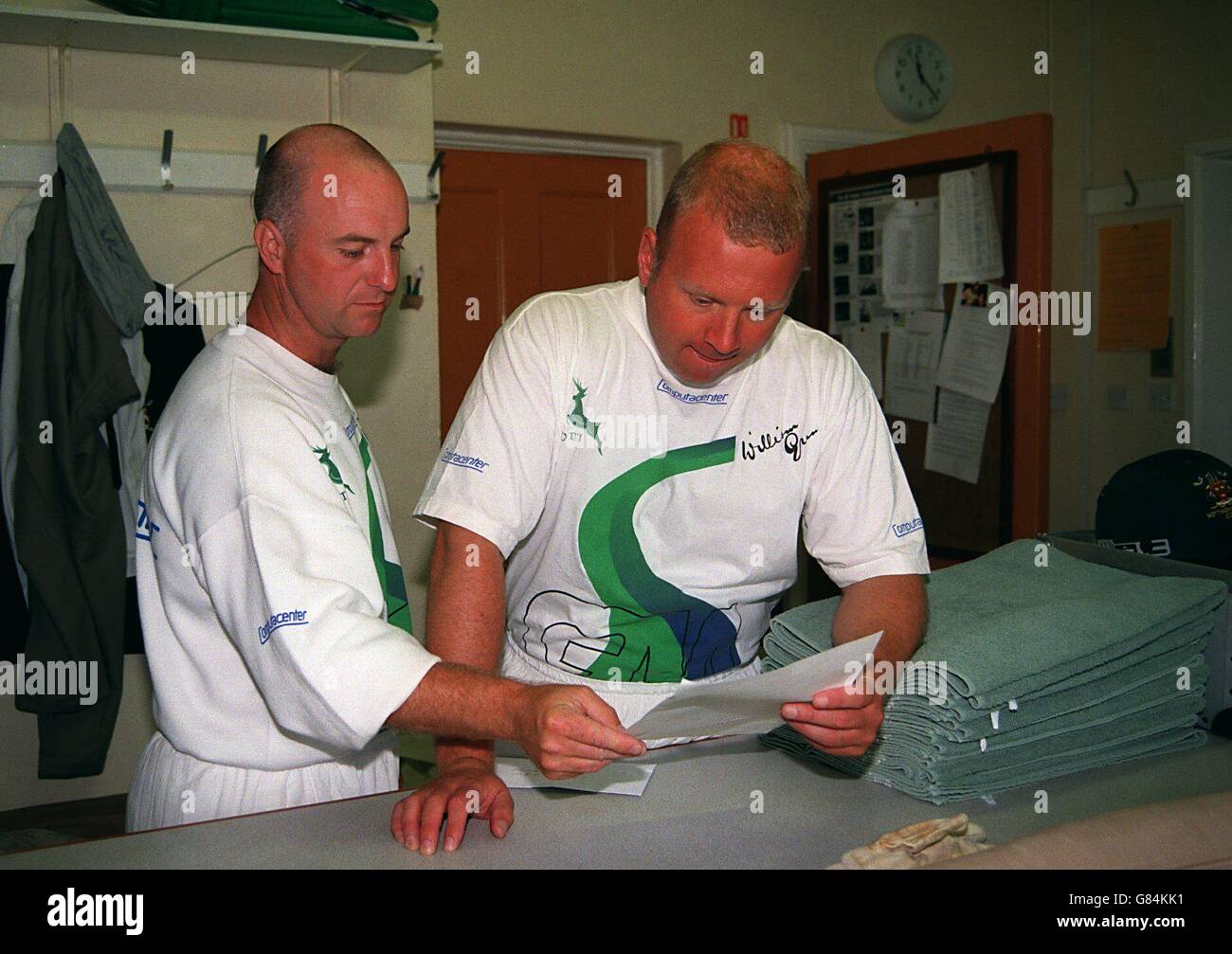 Andy pick paul johnson hi-res stock photography and images - Alamy