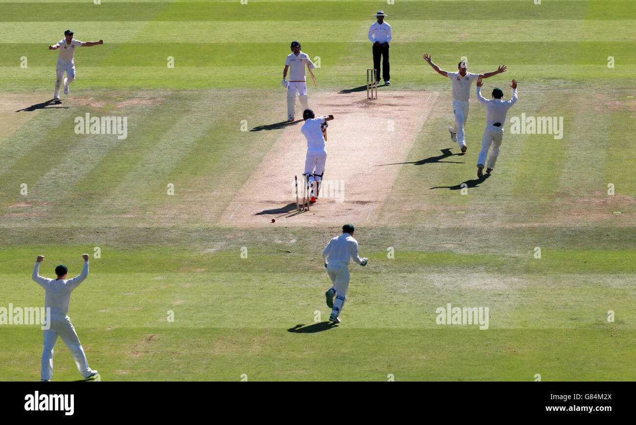 Cricket - Second Investec Ashes Test - England v Australia - Day Four ...
