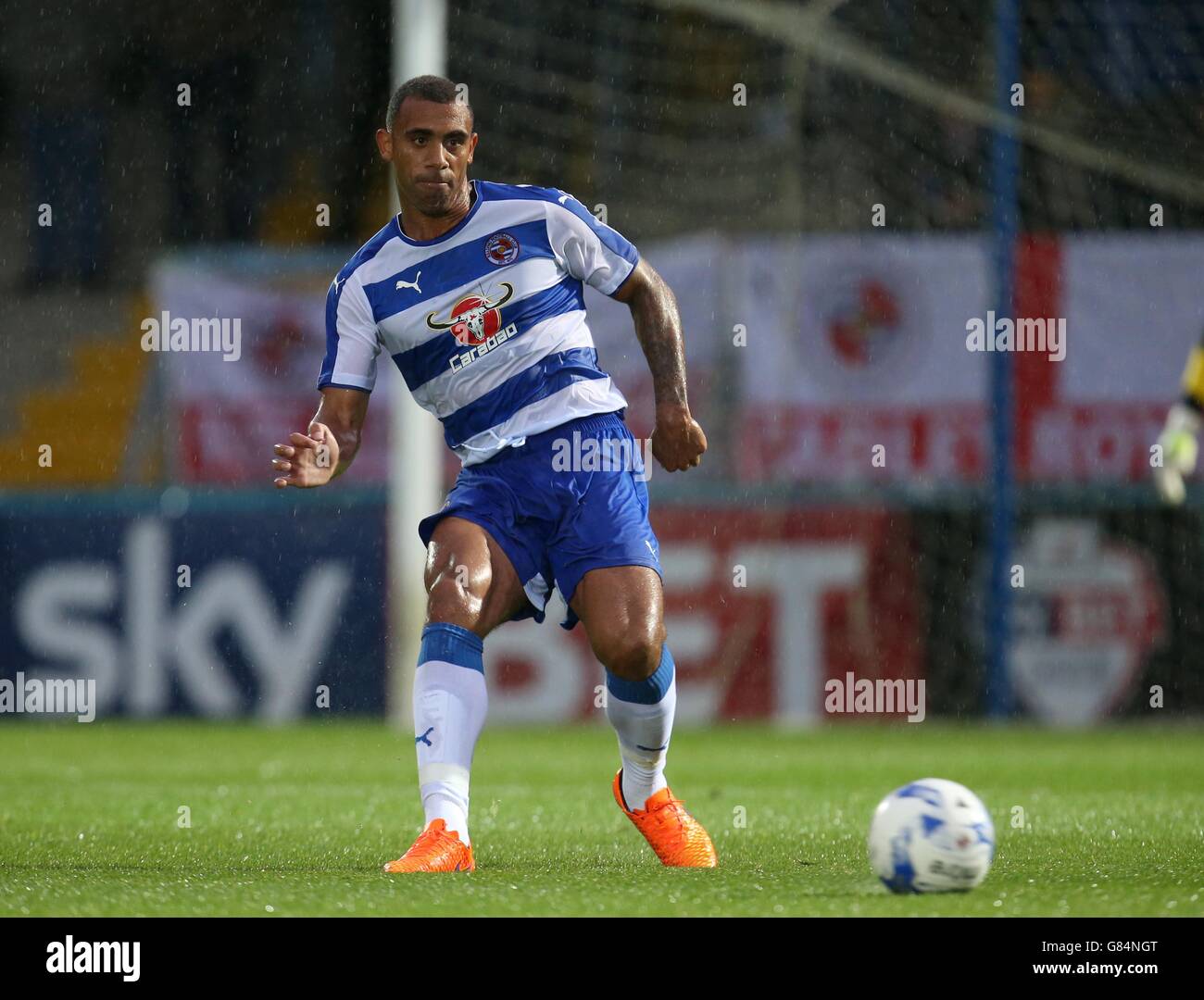 Anton ferdinand reading hi-res stock photography and images - Alamy
