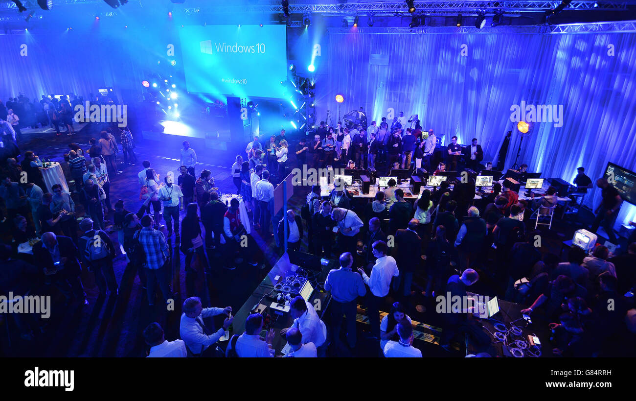 Microsoft event launch hi-res stock photography and images - Alamy