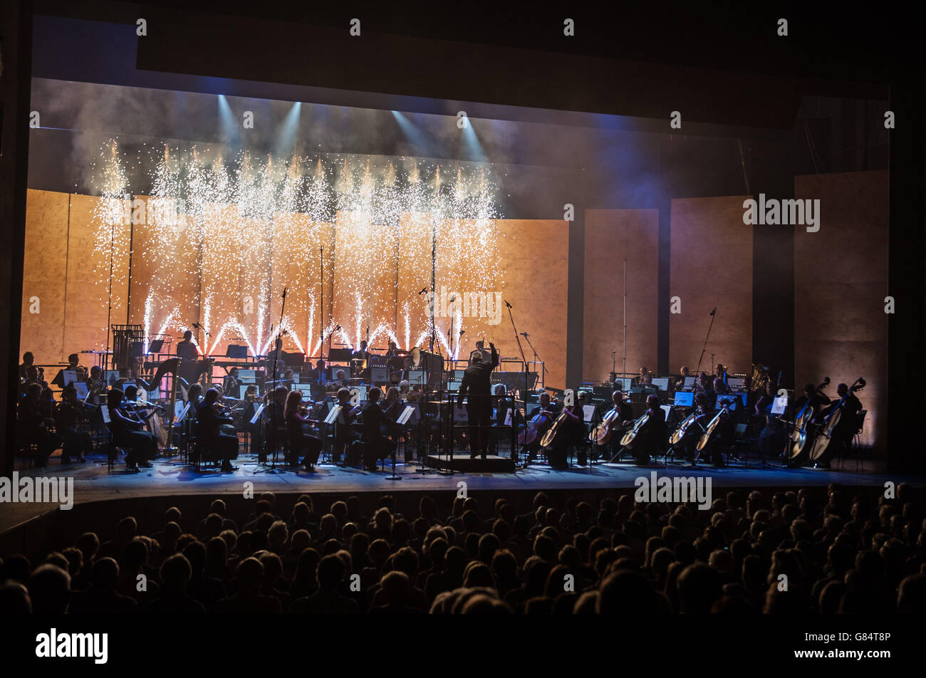 Conductor Grant Llewellyn with the Orchestra of Welsh National Opera ...
