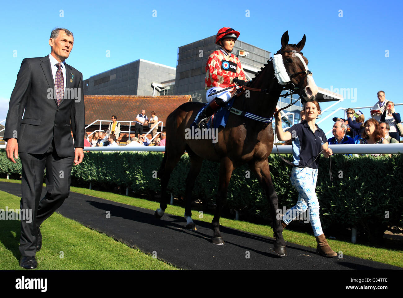 Victoria Pendleton on Mighty Mambo in the parade ring prior to The ...