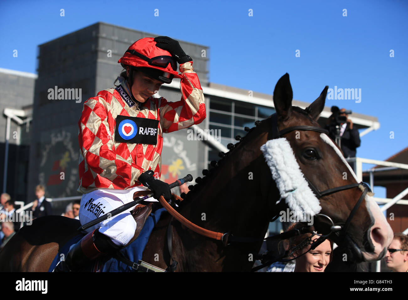 Victoria Pendleton on Mighty Mambo prior to The George Frewer ...