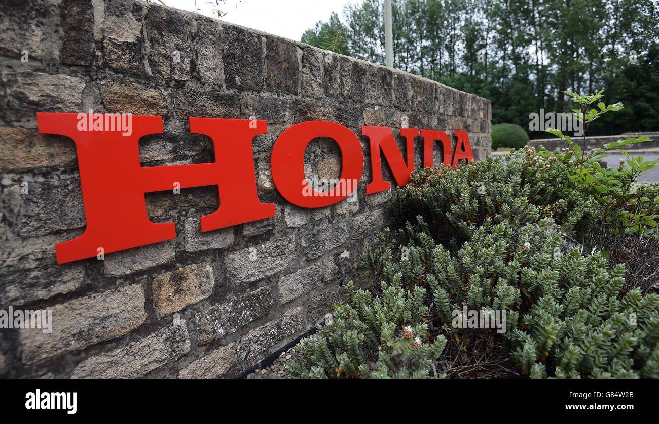 Honda sign hi-res stock photography and images - Alamy