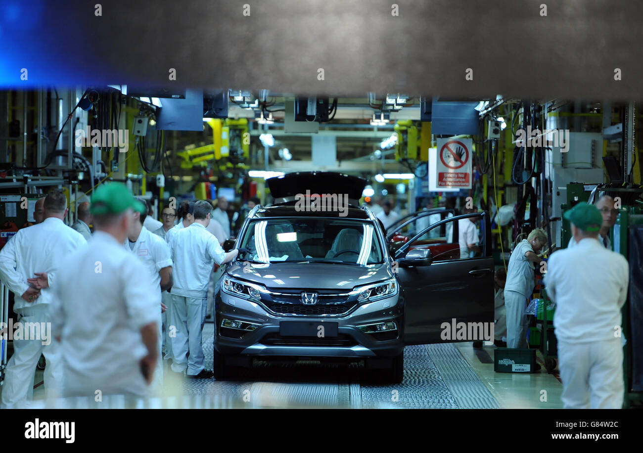 Honda Factory stock. General view of a Honda CRV on the production line ...