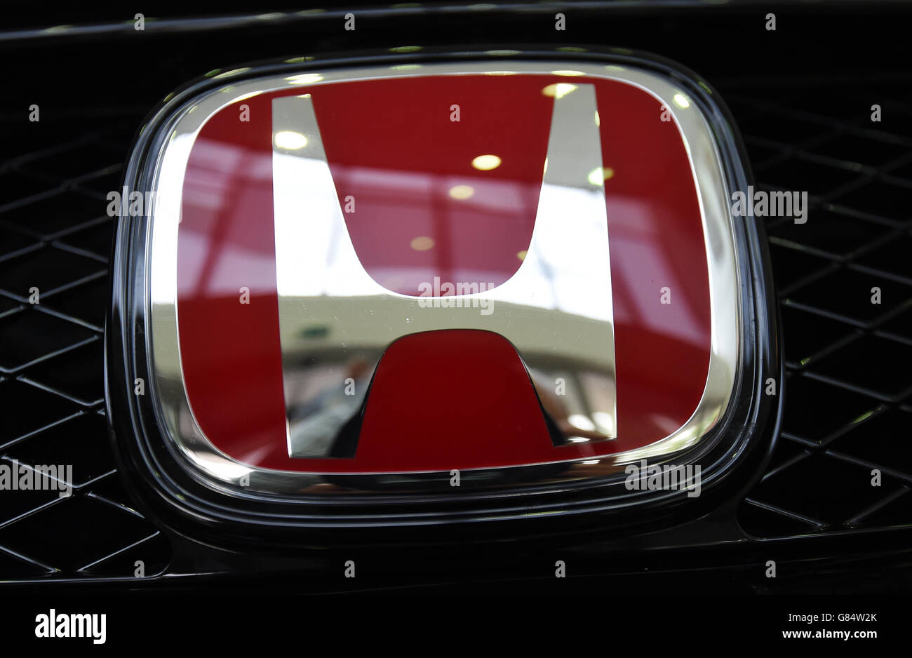 Honda Uk Logo FITS HONDA CIVIC BLACK RED REAR BOOT BADGE EMBLEM