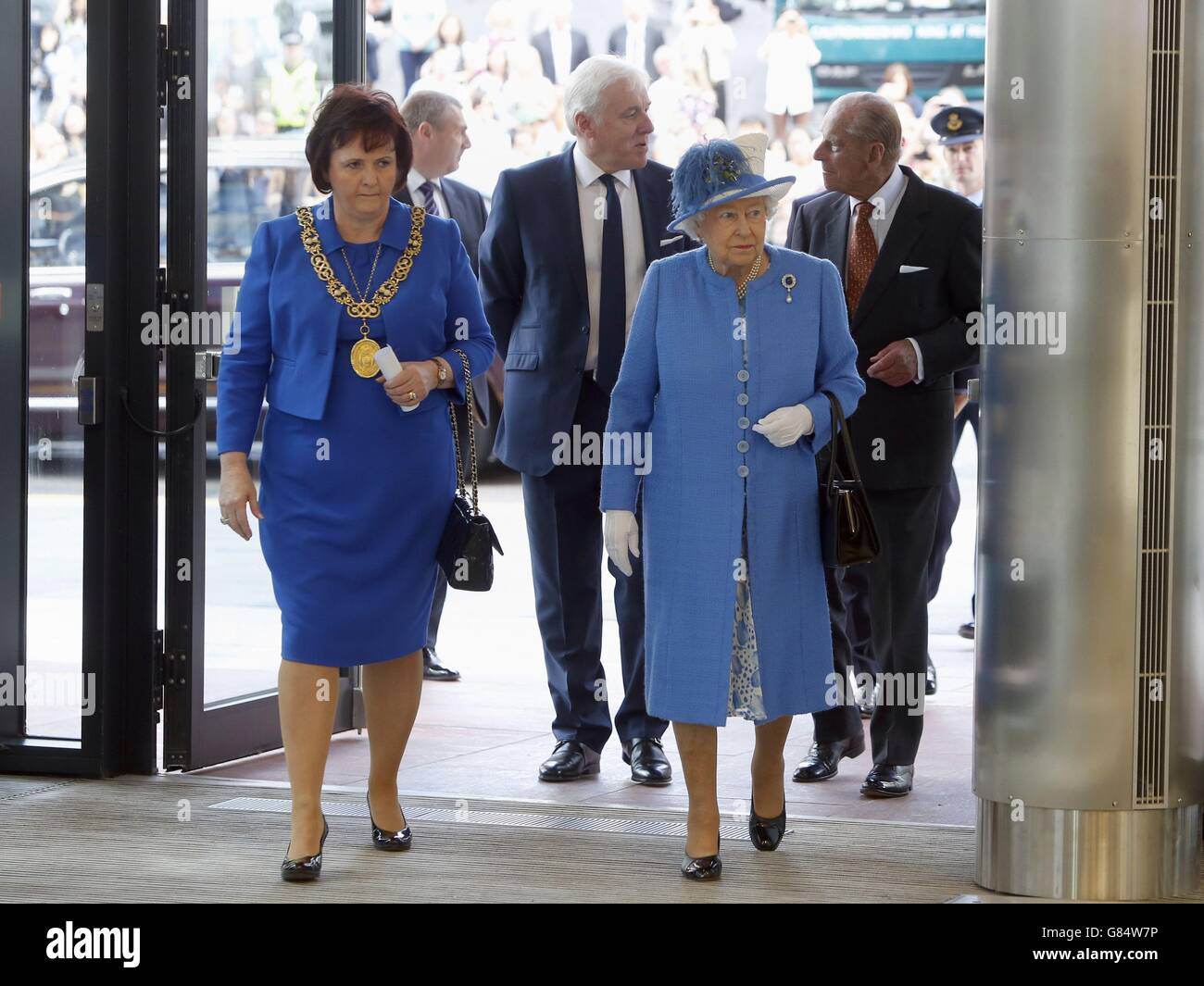 Queen Elizabeth II walks with Lord Provost Sadie Docherty (left) as she ...
