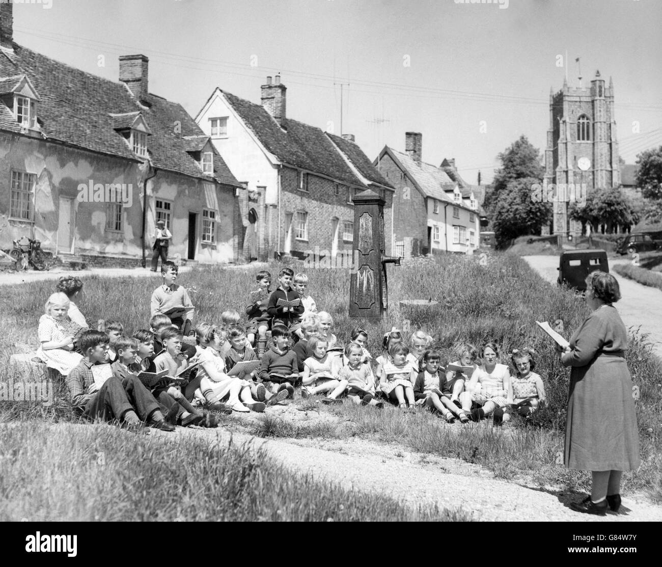 Schoolchildren of Monks Eleigh village in Suffolk have a lesson in the ...