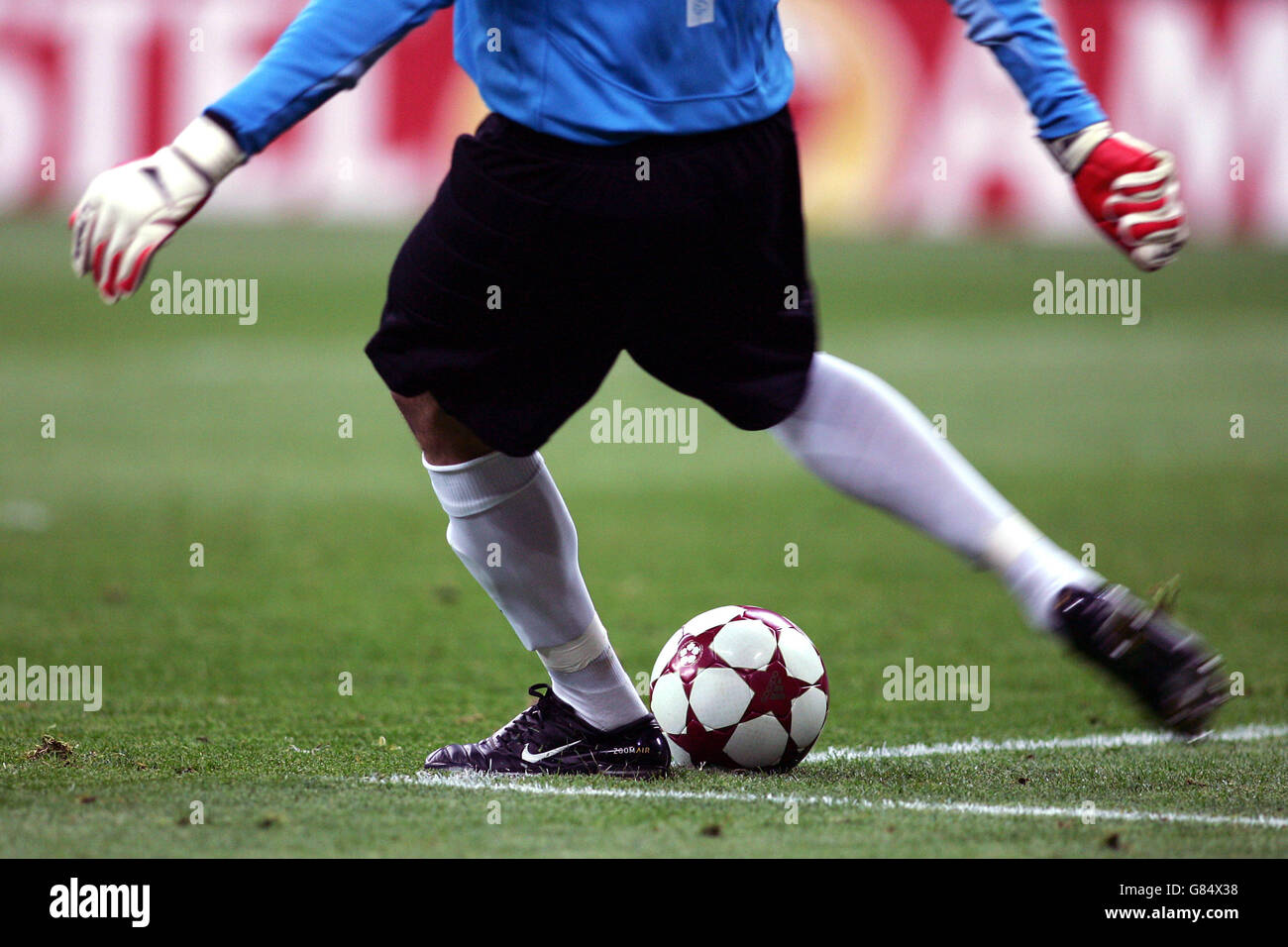 Psv eindhoven goalkeeper gomes High Resolution Stock Photography and ...