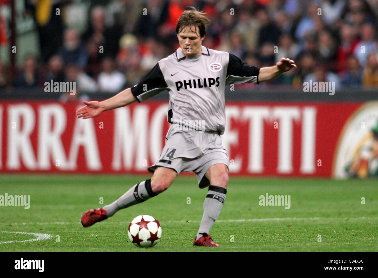 Soccer - UEFA Champions League - Semi-Final - First Leg - AC Milan v ...