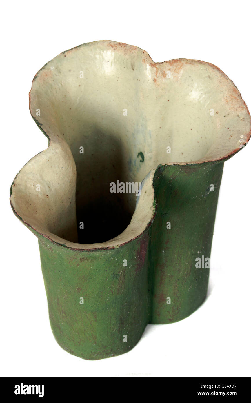 Ceramic pot with green detail hi-res stock photography and images - Alamy