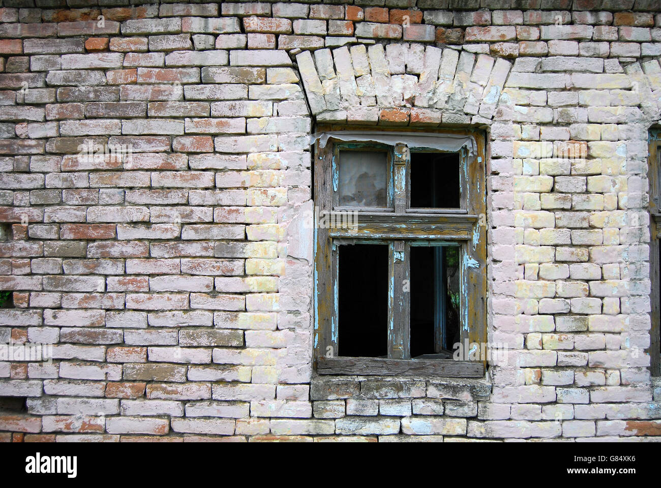 Broken back window hi-res stock photography and images - Alamy