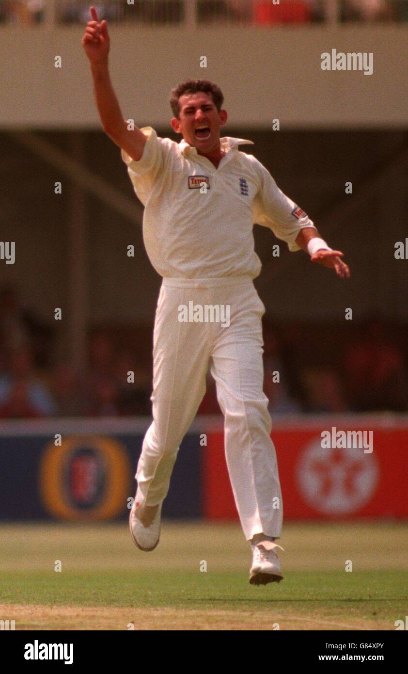 Cricket - 1st Test - England v Australia - Day One. Andrew Caddick ...