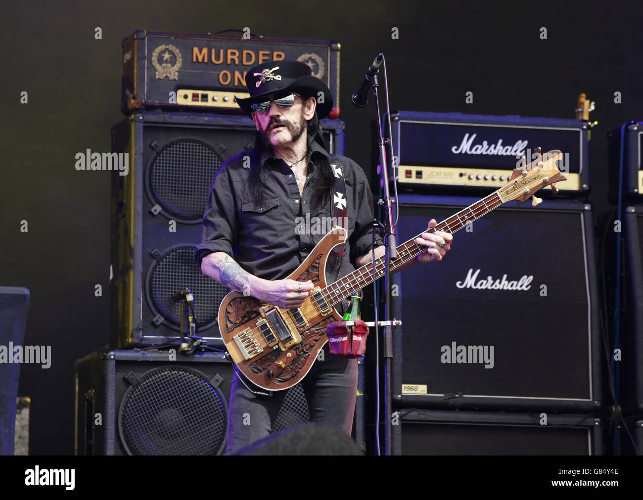 Motorhead performing on pyramid stage glastonbury festival hi-res stock ...