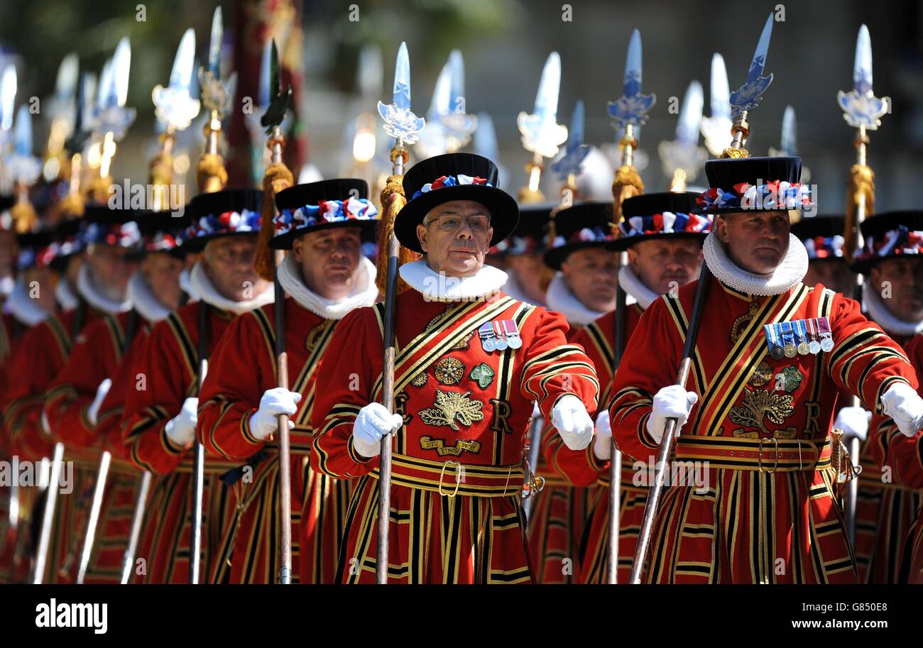 Members of The Queen's Body Guard of the Yeomen of the Guard during a ...
