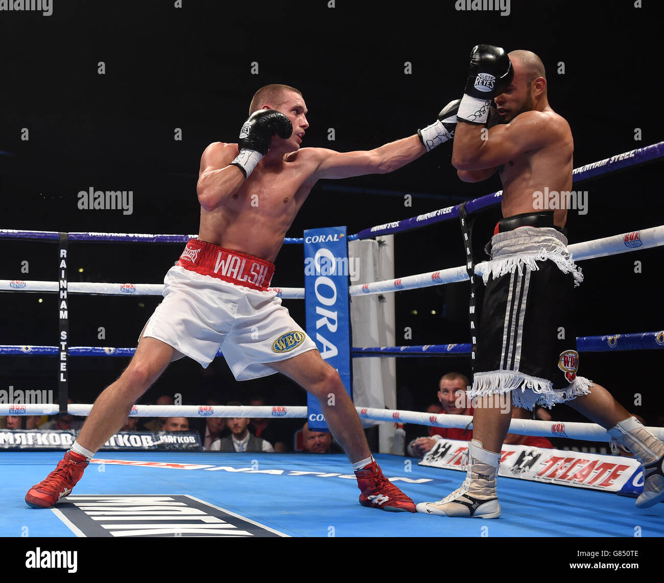 Boxing - Manchester Velodrome Stock Photo - Alamy