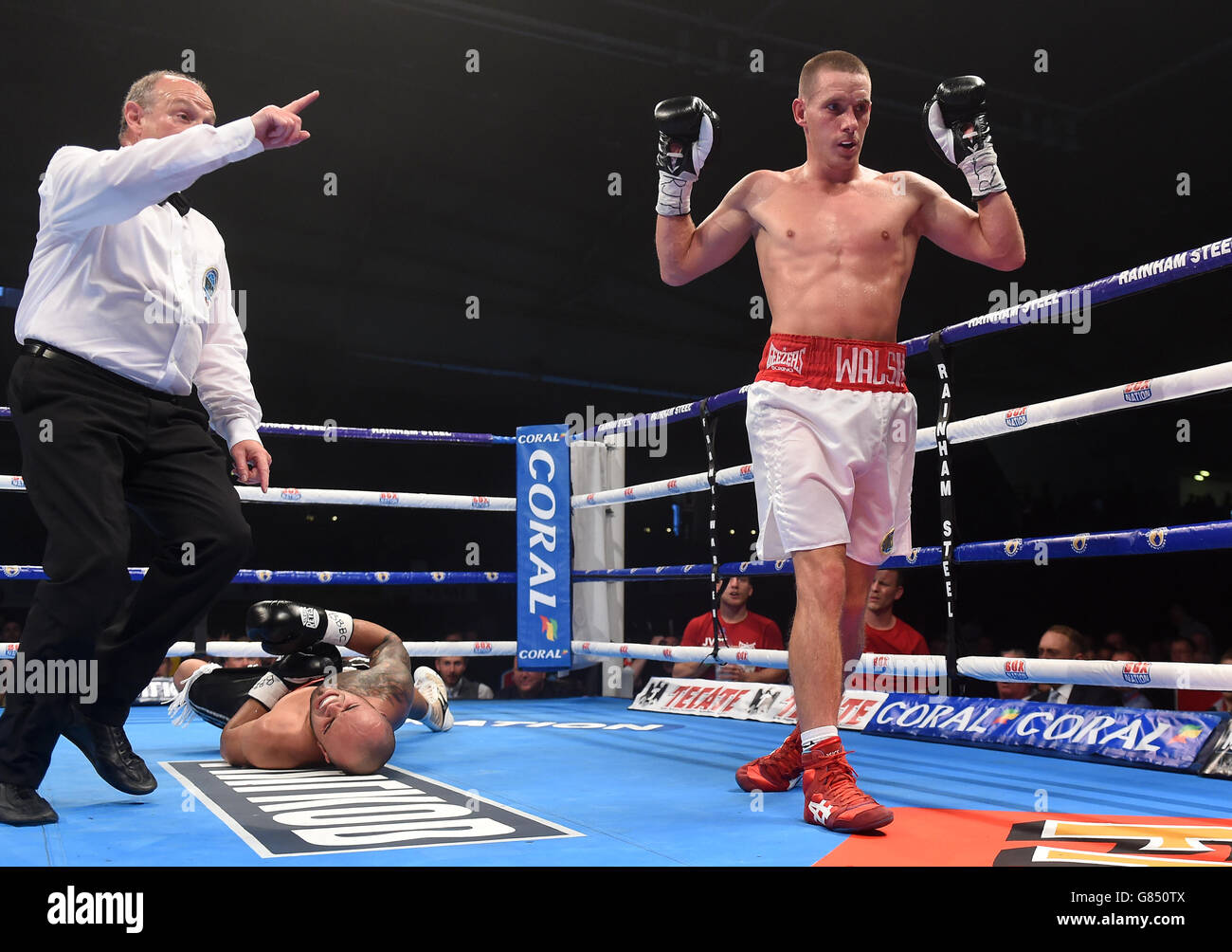Boxing - Manchester Velodrome Stock Photo - Alamy