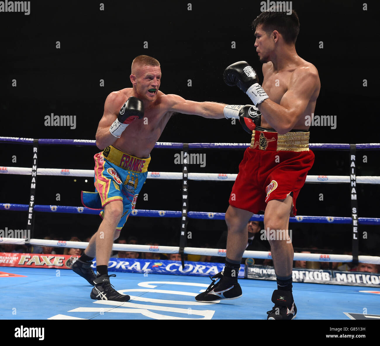 Boxing - Manchester Velodrome Stock Photo - Alamy