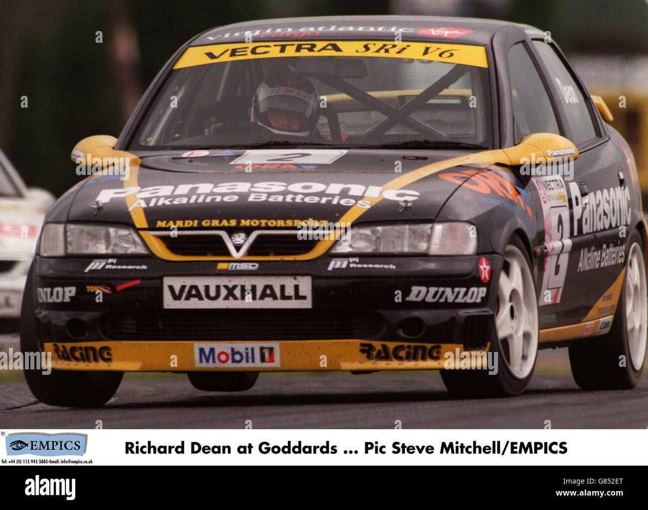 Vauxhall vectra sri v6 challenge hi-res stock photography and images ...