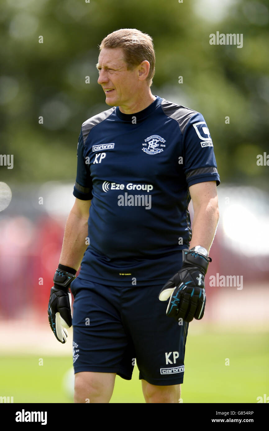 Birmingham city goalkeeping coach kevin poole hi-res stock photography ...