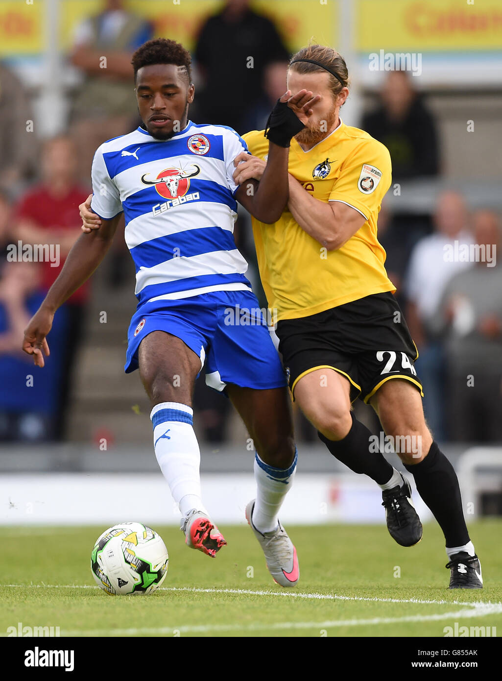 Soccer - Pre Season Friendly - Bristol Rovers v Reading - Memorial ...