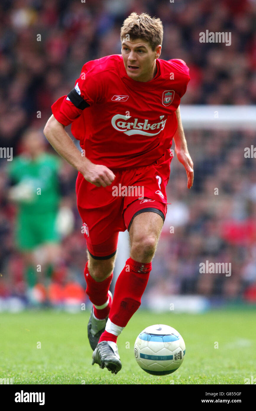 Anfield steven gerrard 2005 hi-res stock photography and images - Alamy