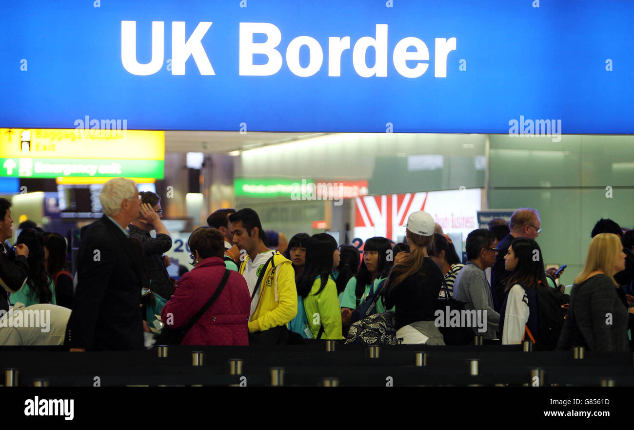 News transport border hi-res stock photography and images - Alamy