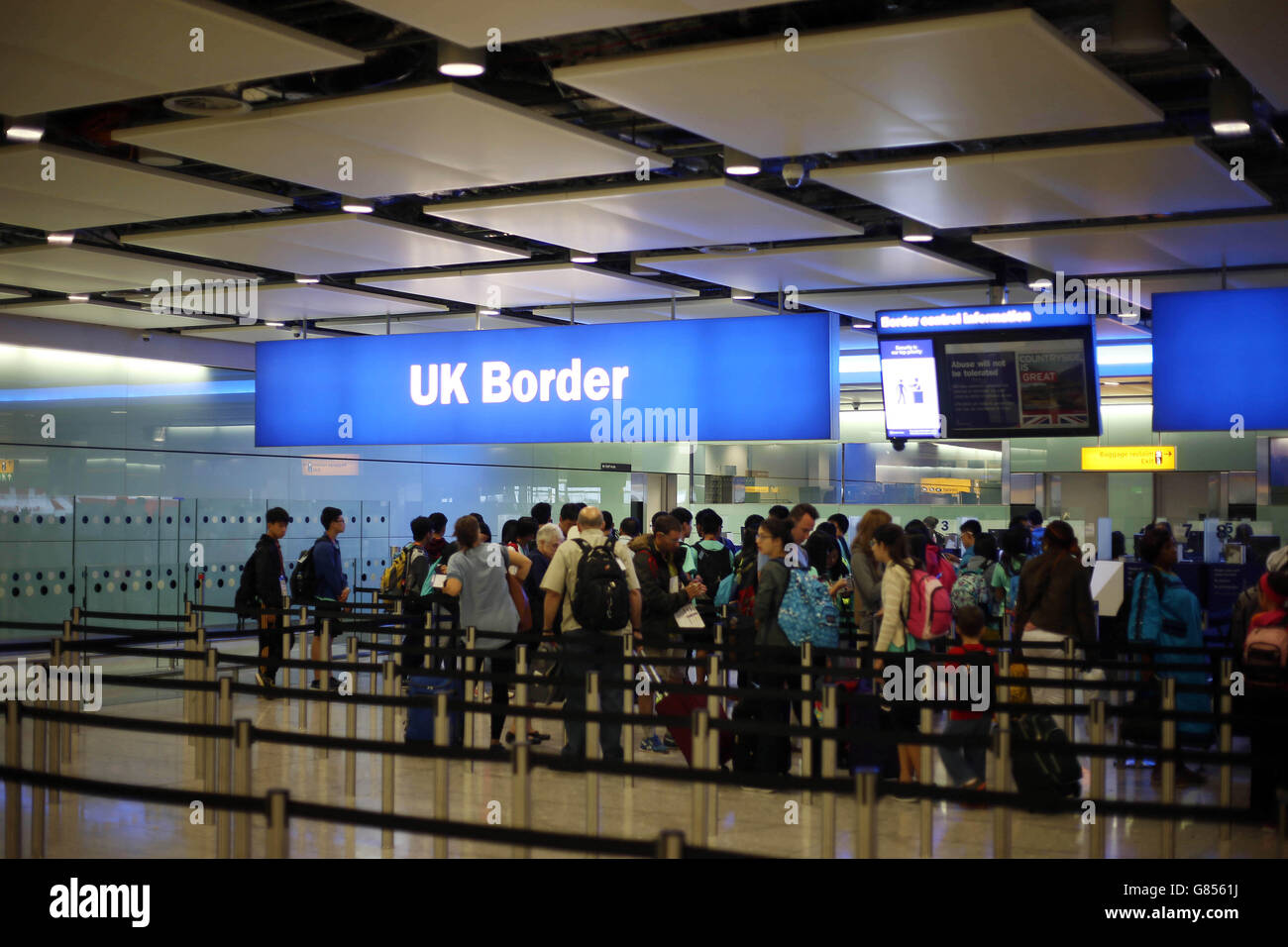 News transport border hi-res stock photography and images - Alamy