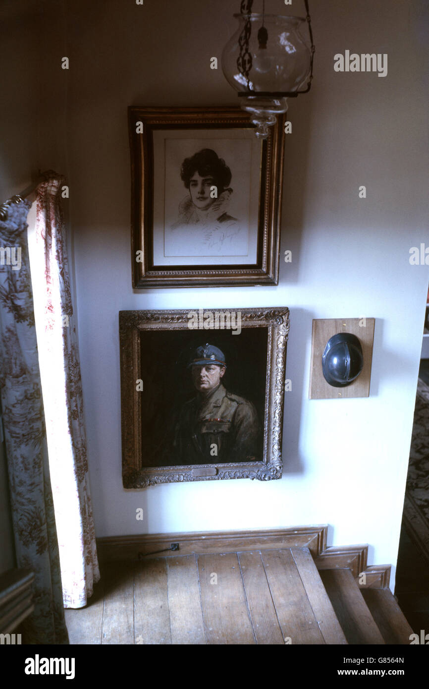 Buildings and Landmarks - Chartwell Manor - Westerham, kent Stock Photo ...