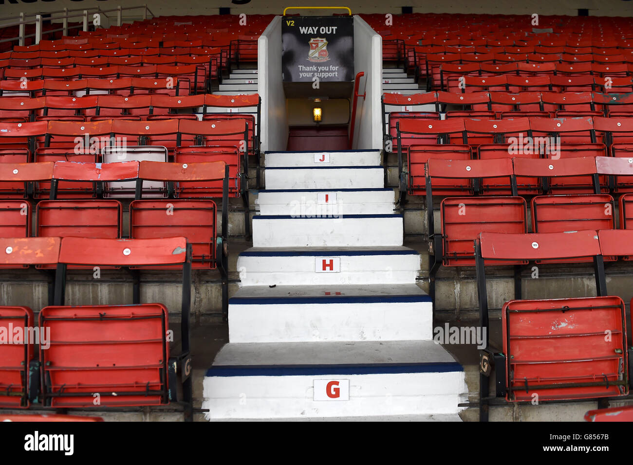 A general view stand county ground hi-res stock photography and images ...