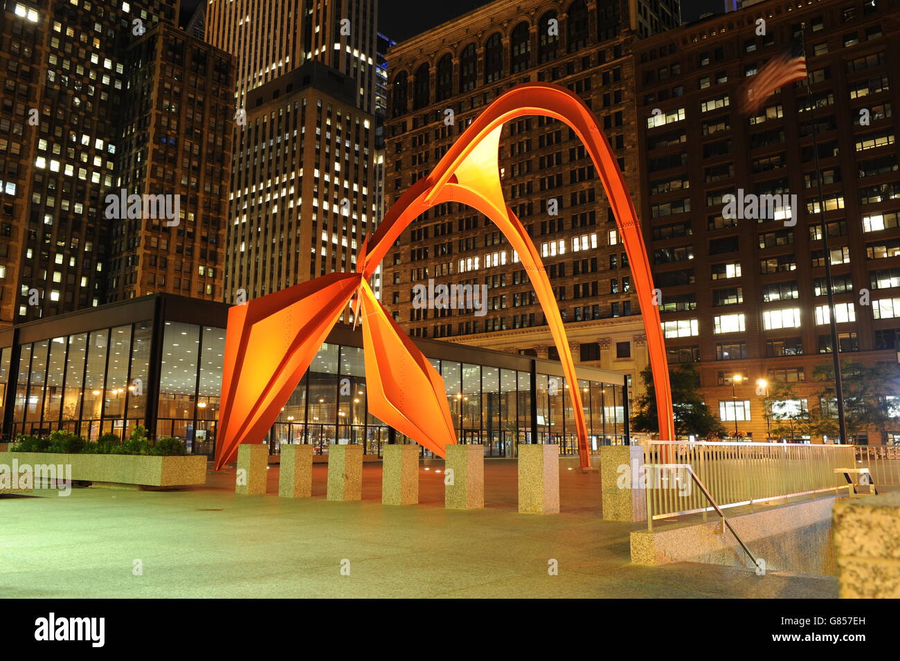 Alexander calder red stabile sculpture hi-res stock photography and ...