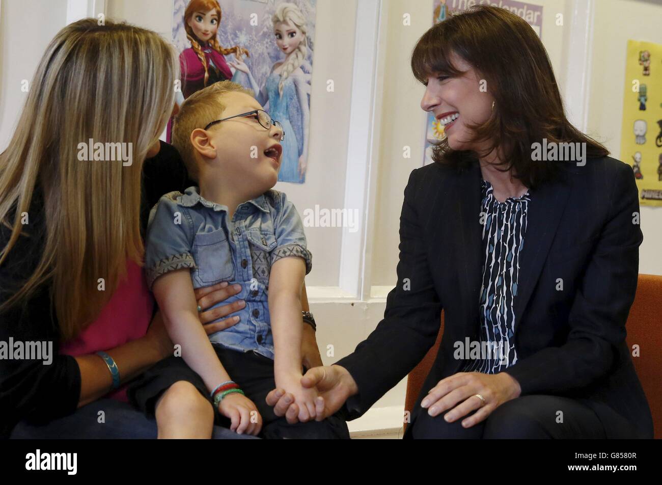 Samantha Cameron, wife of Prime Minister David Cameron, meets six-year ...