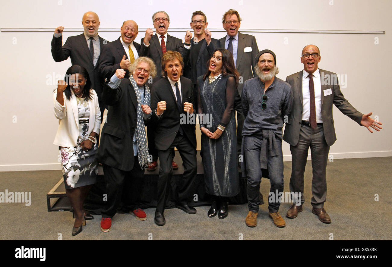 Liverpool Institute for Performing Arts graduation ceremony Stock Photo ...