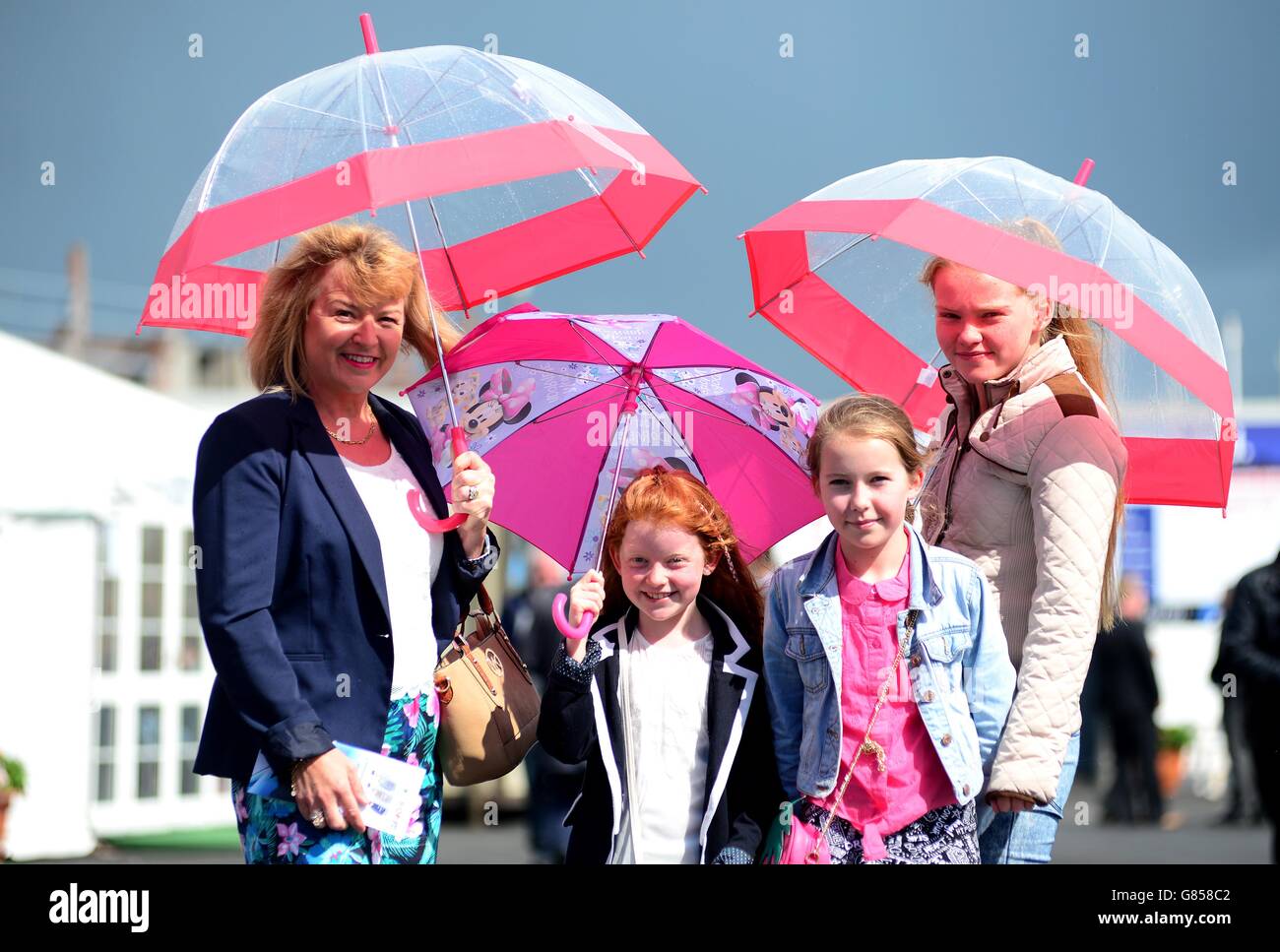 The Lenihan Family from Croagh (from left to right) Patricia, Tara ...