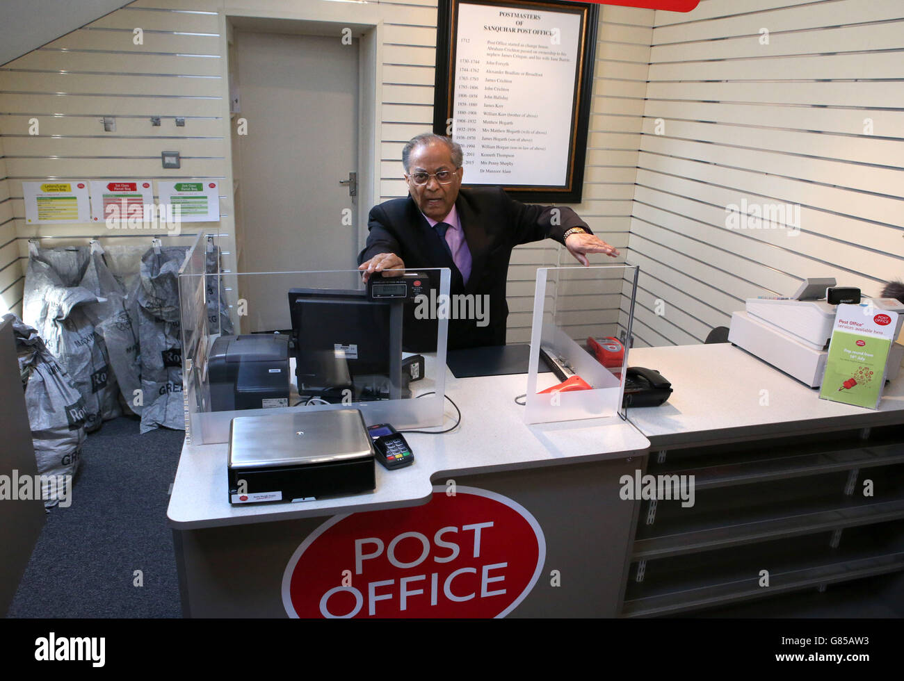Manzoor Alam, 73, the new postmaster for the world's oldest post office ...